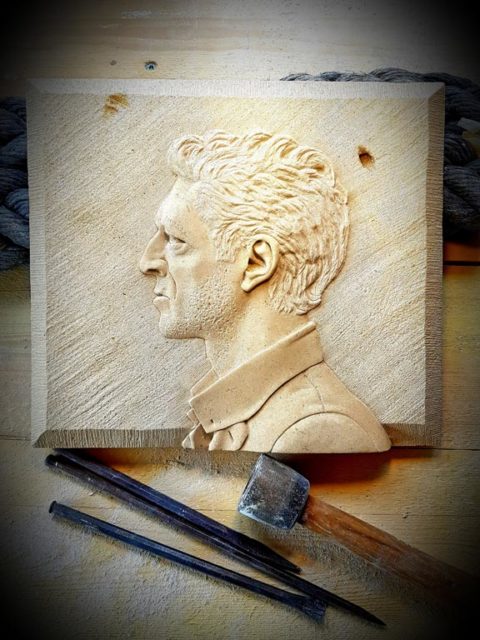 Sculpteur sur pierre en Normandie - Morgan Roulland